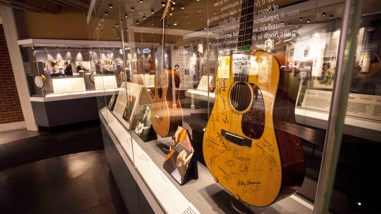 Seven Reasons to Visit Virginia this Fall